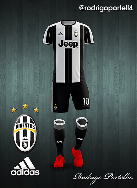 Juventus 2016-17 home kit